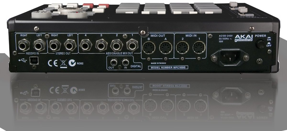 Akai MPC 1000 - DJMania