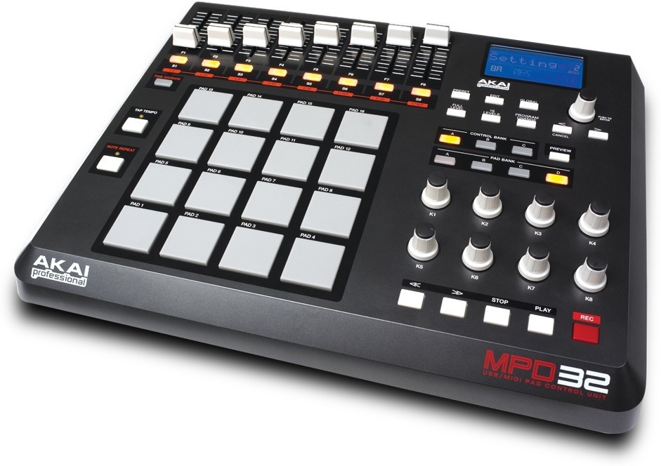 Akai MPD 32 - DJMania