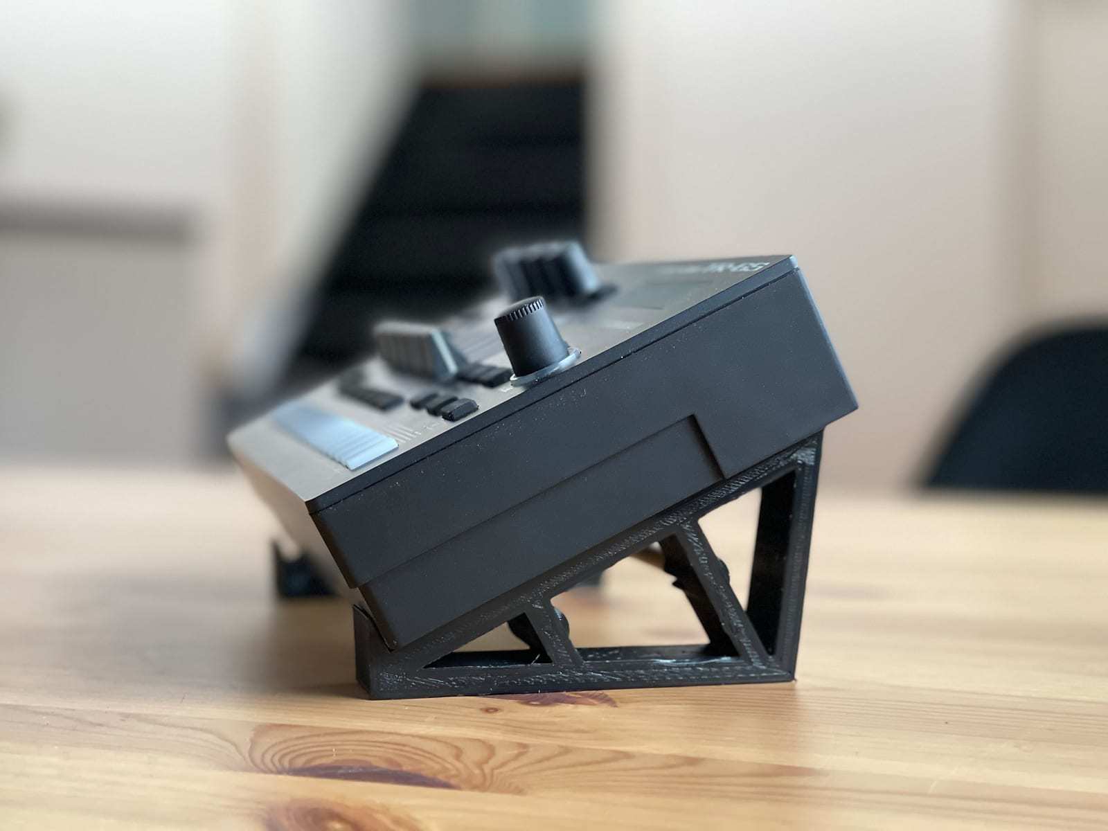 CoverUP Roland TR6s Stand - DJMania
