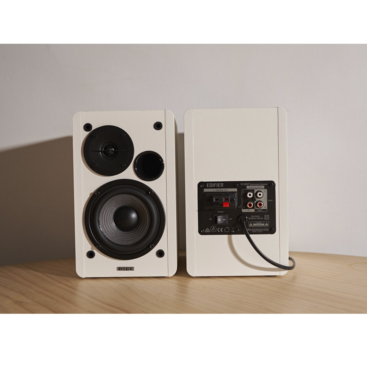Edifier Studio R1280T Blanco - DJMania