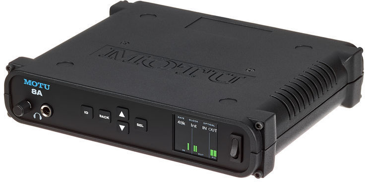 MOTU AVB 8A - DJMania