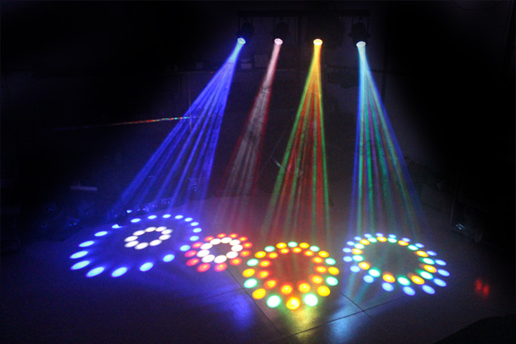 Ibiza Light 4 Eefectos LED Moon en barra DMX - DJMania