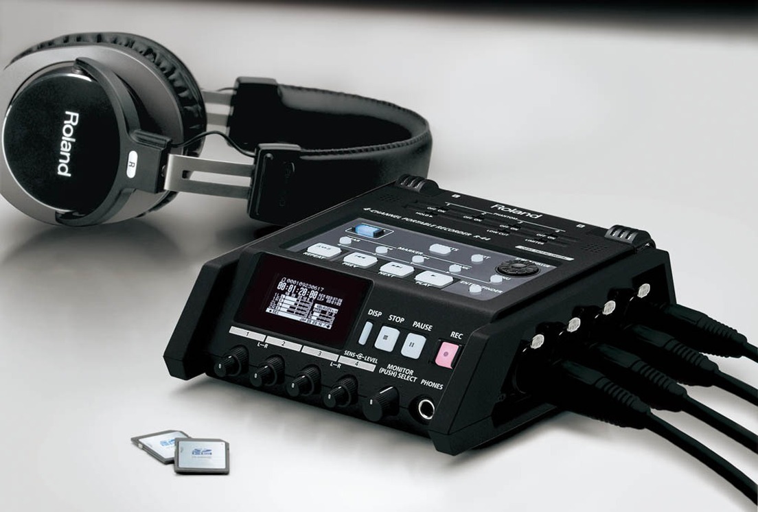 Roland R-44E - DJMania